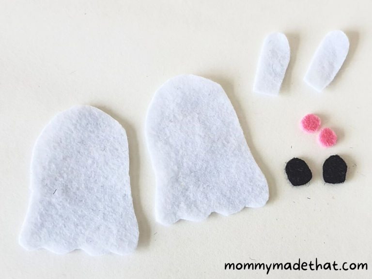 Cute Felt Ghost Craft (With Free Printable Pattern!)