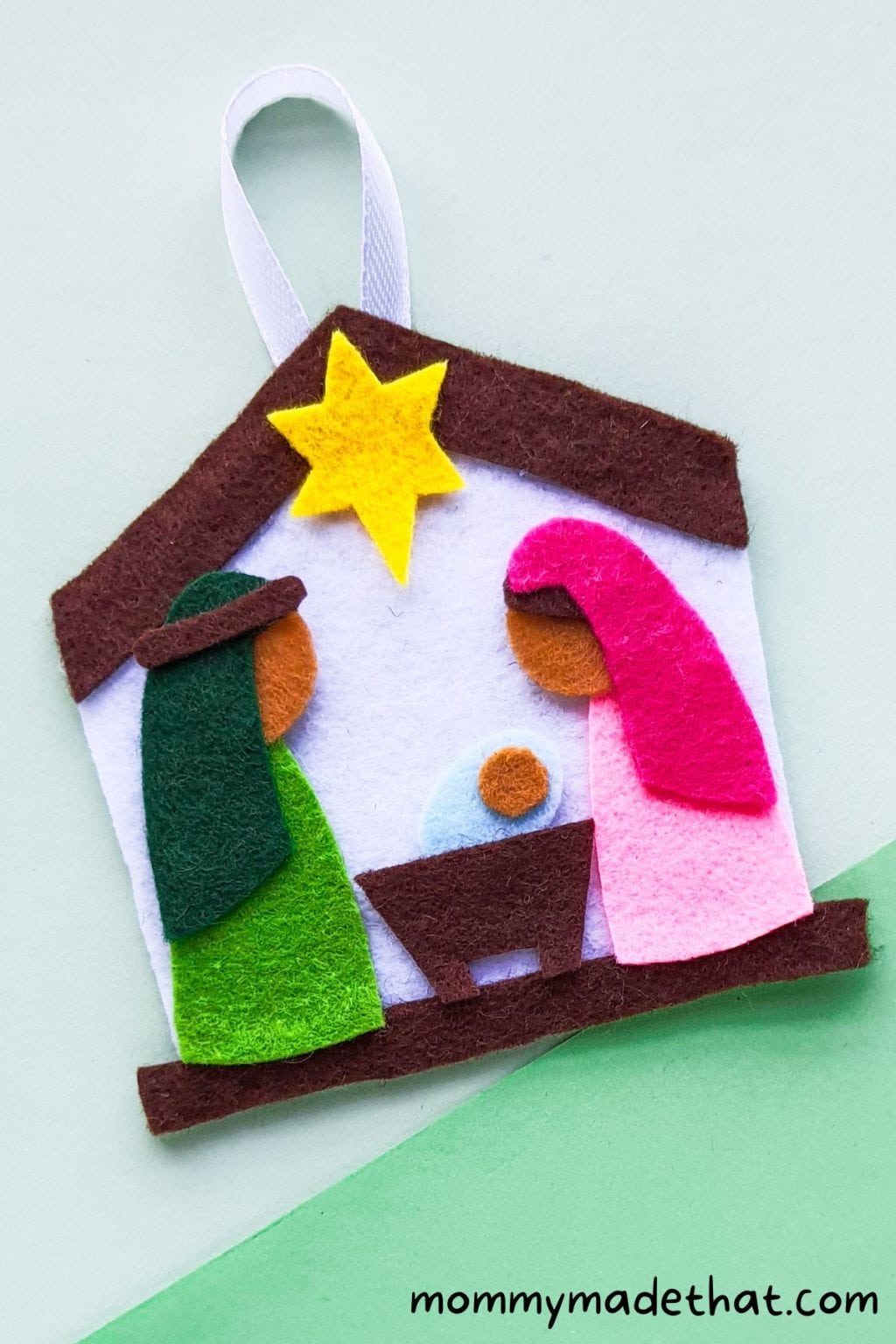 DIY Felt Nativity Ornament (With Free Printable Pattern)