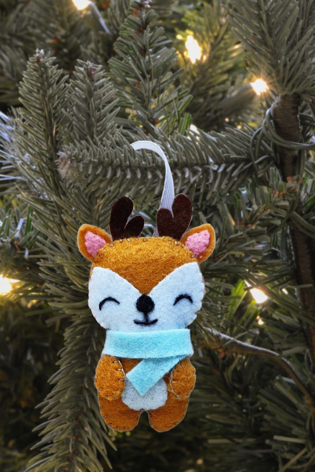 Cute Felt Reindeer with Printable Pattern