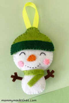 Felt Snowman Ornament (With Free Printable Pattern)