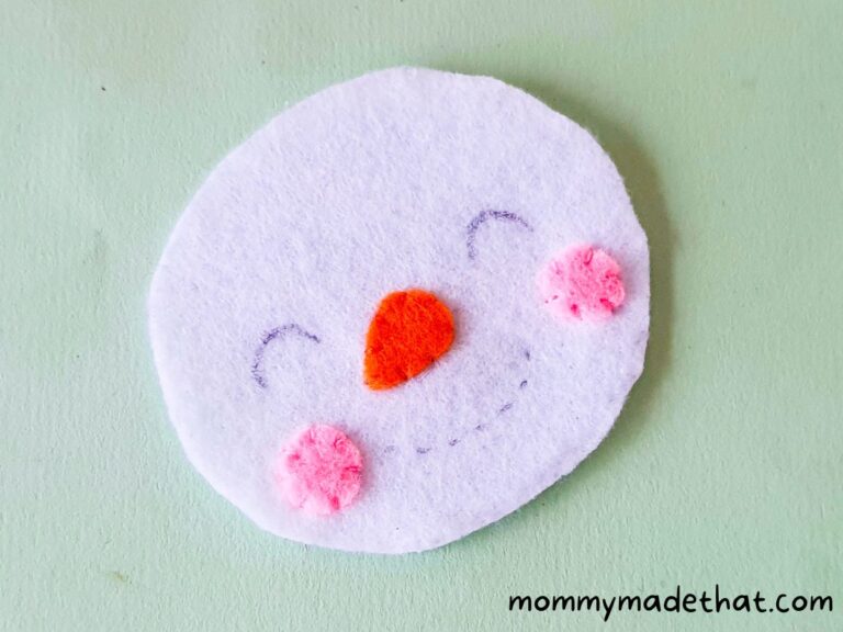 Felt Snowman Ornament (With Free Printable Pattern)