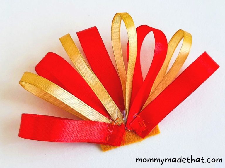 The Cutest Felt Turkey (With Free Printable Pattern!)