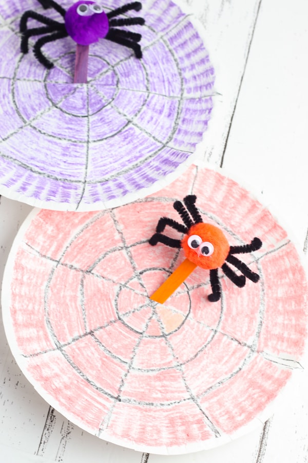 Super Cute Paper Plate Spider Craft