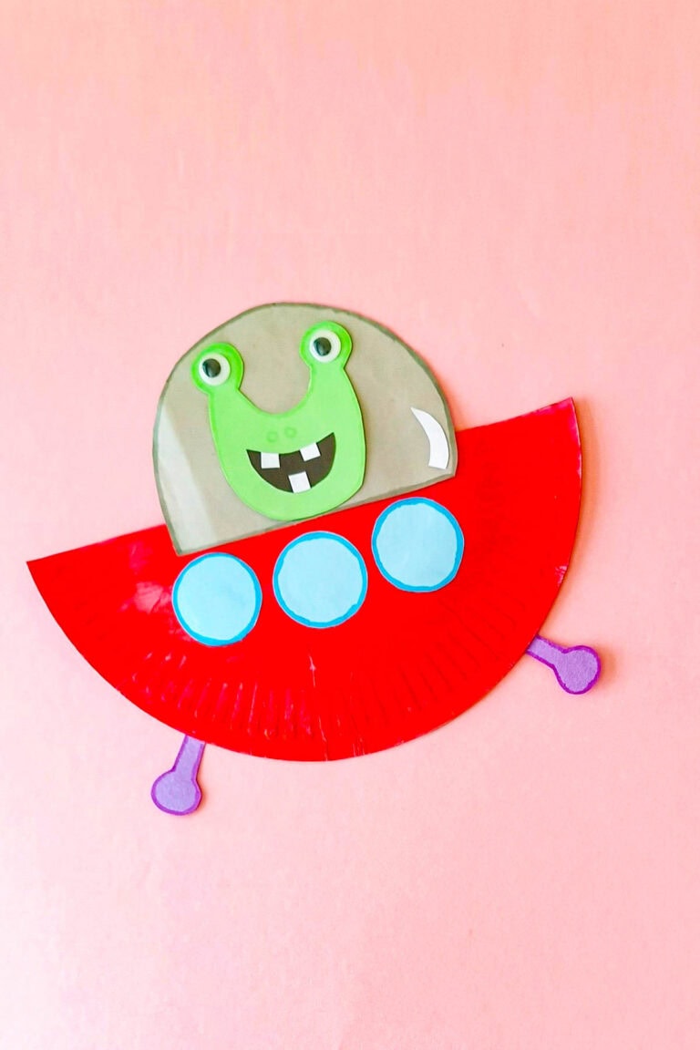 Paper Plate UFO Craft (With Free Printable Template)