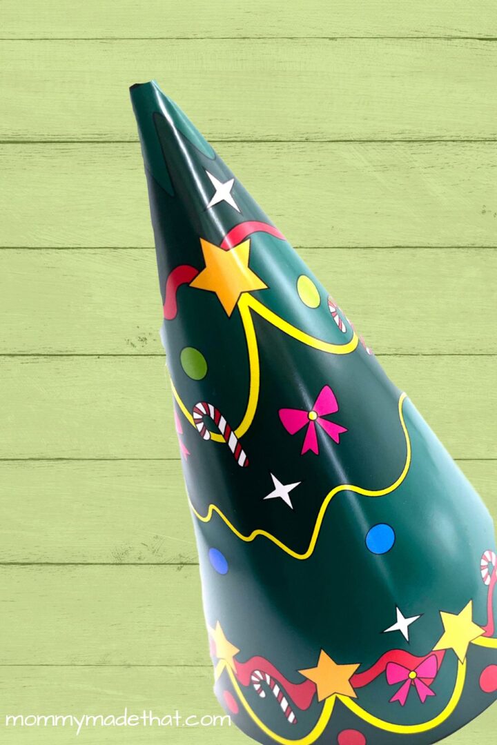 Adorable Free Printable Christmas Trees (Makes a Tree Shape)